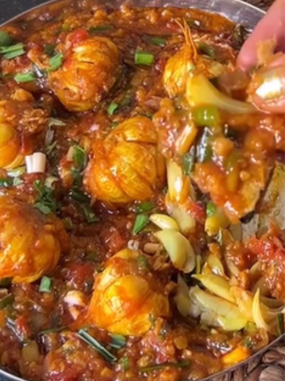 Lasan nu Shak Recipe Gujarati: આખા લસણનુ શાક બનાવવાની રીત, જાણો ગુજરાતી ...