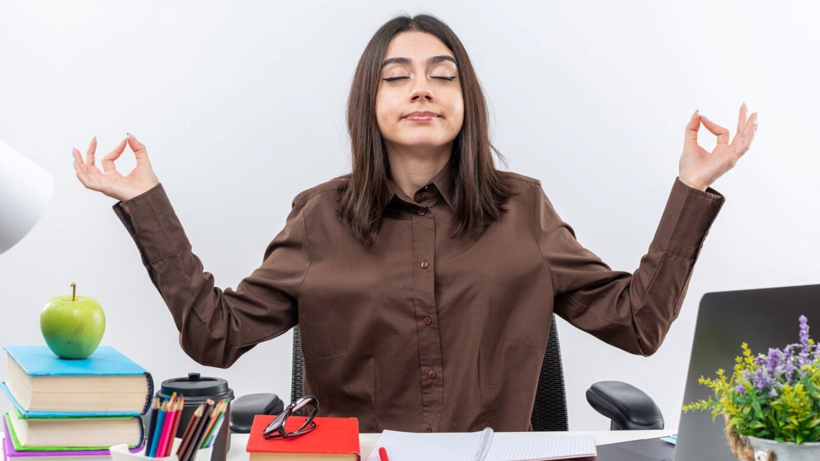 How to Lose Weight with a Desk Job: Smart, effective ways to shed fat ...